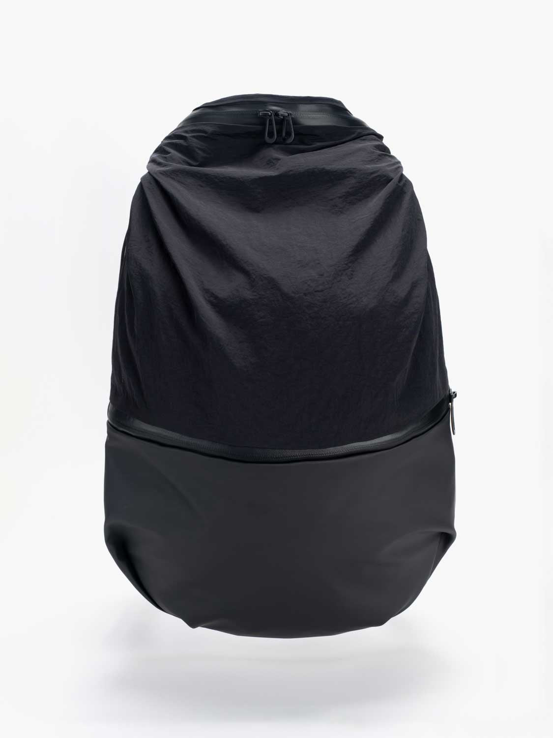 côte&ciel | Nile S Smooth Black Colour Accent Backpack – côte&ciel EU